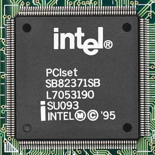 SB82371SB INTEL QFP208